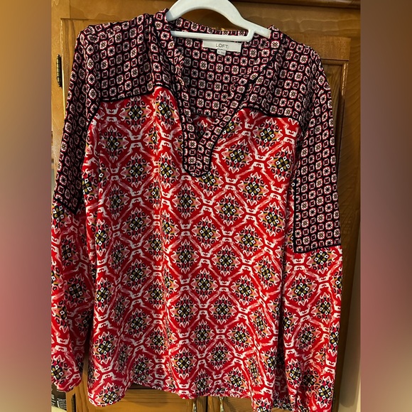 LOFT | Tops | Loft Top Red Blue White Print Size Xl | Poshmark